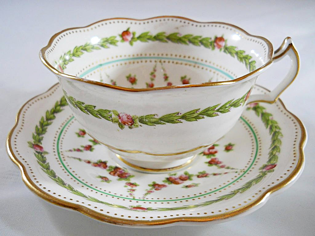 George Jones and Sons/ Gilman Collamore and Co., Tea Cup/ Saucer c.192 ...